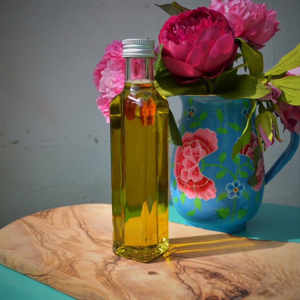 Lugilo Sicilian Classic Extra Virgin Olive Oil - Zest for Taste